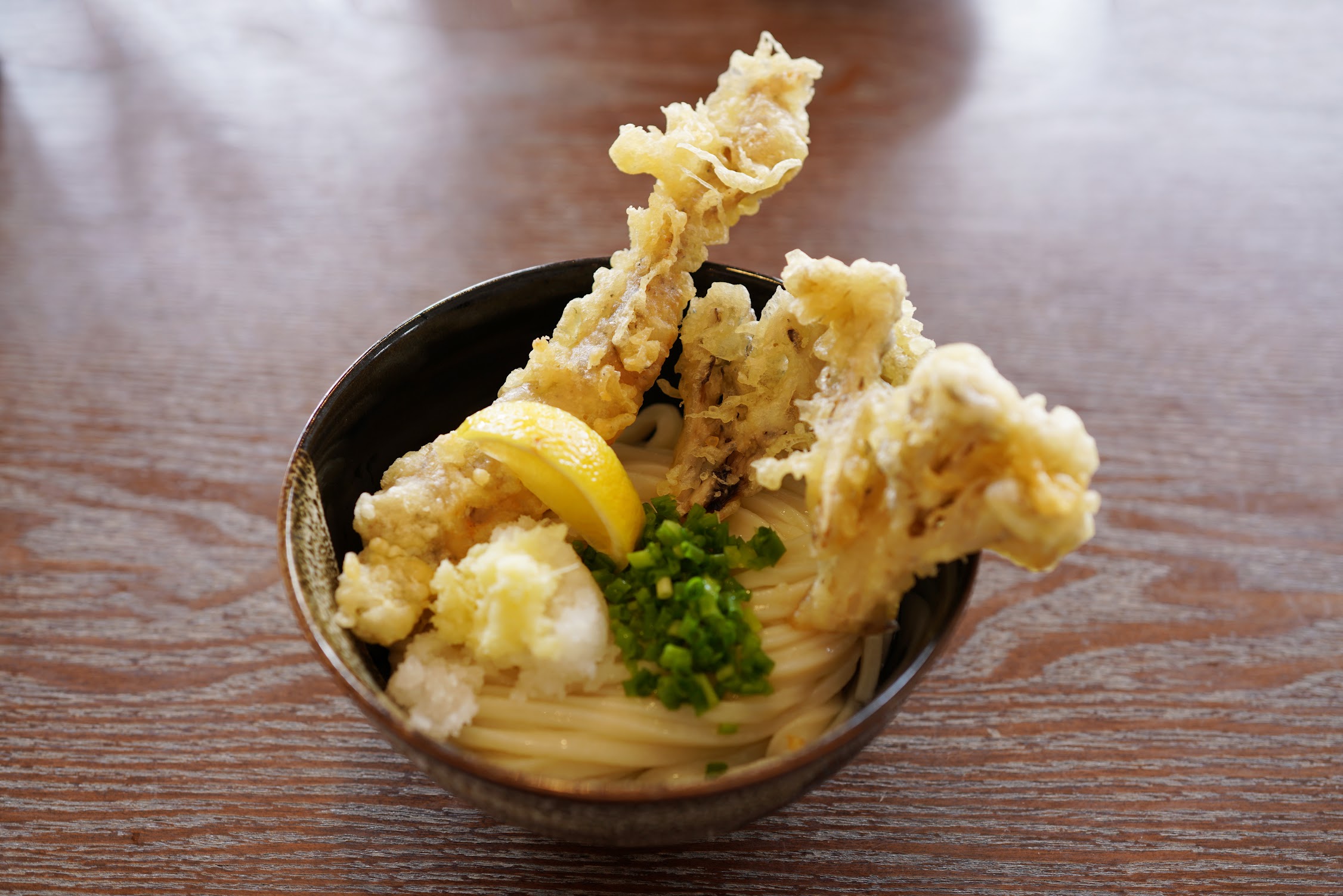 情熱うどん わらく – Passionate udon “WARAKU” | 物語を届けるしごと